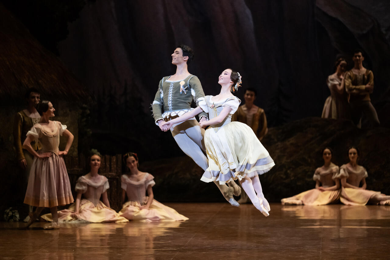 パリ・オペラ座ダンサー・インタビュー：ロレンツォ・レッリ｜チャコット