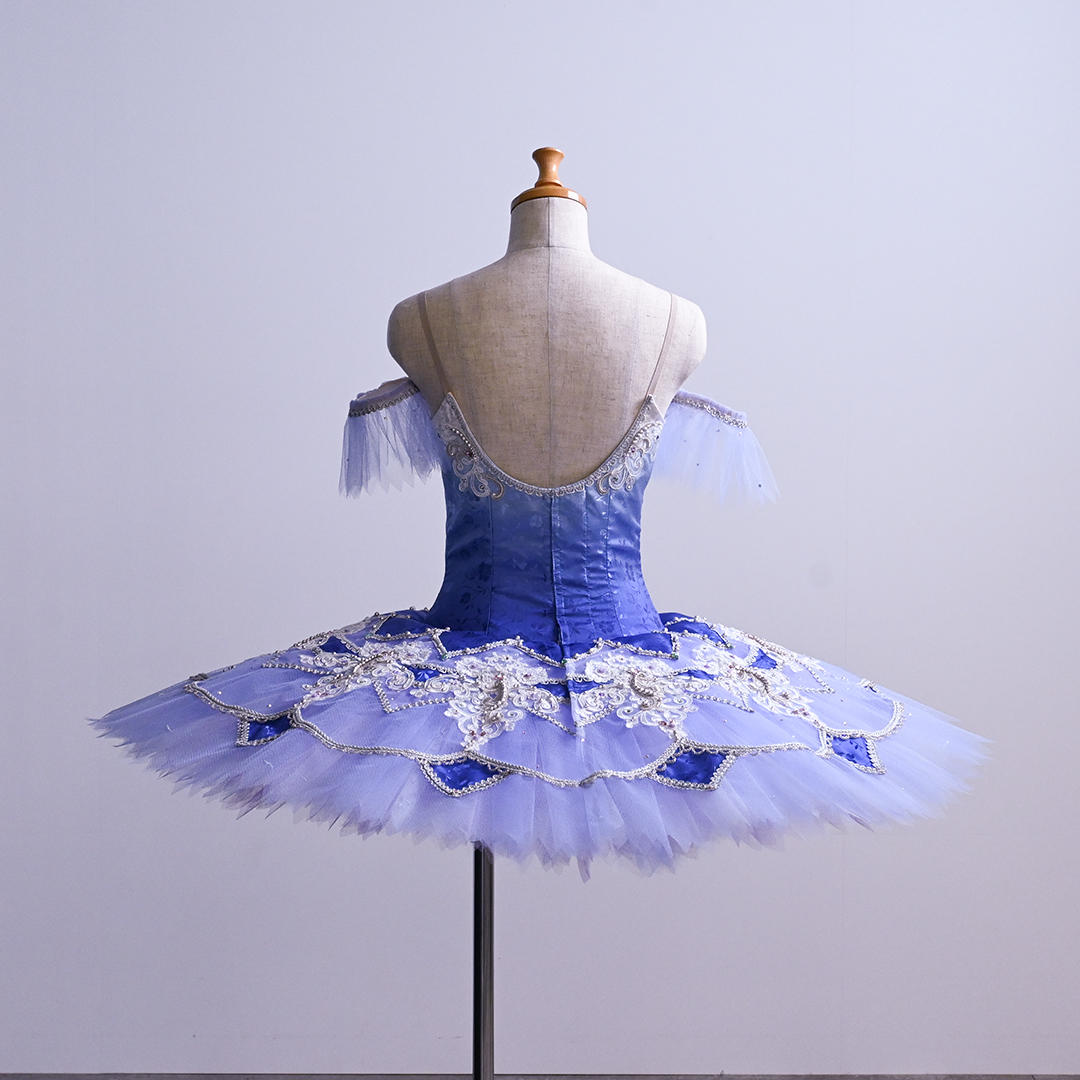 【代官山本店】オリジナルバレエ衣装を店頭でお求めいただけます（5/1（月）更新）｜チャコット